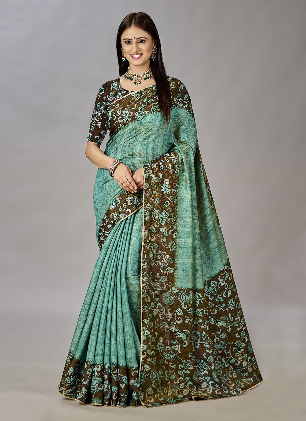 Green Digital Print Classic Designer Saree