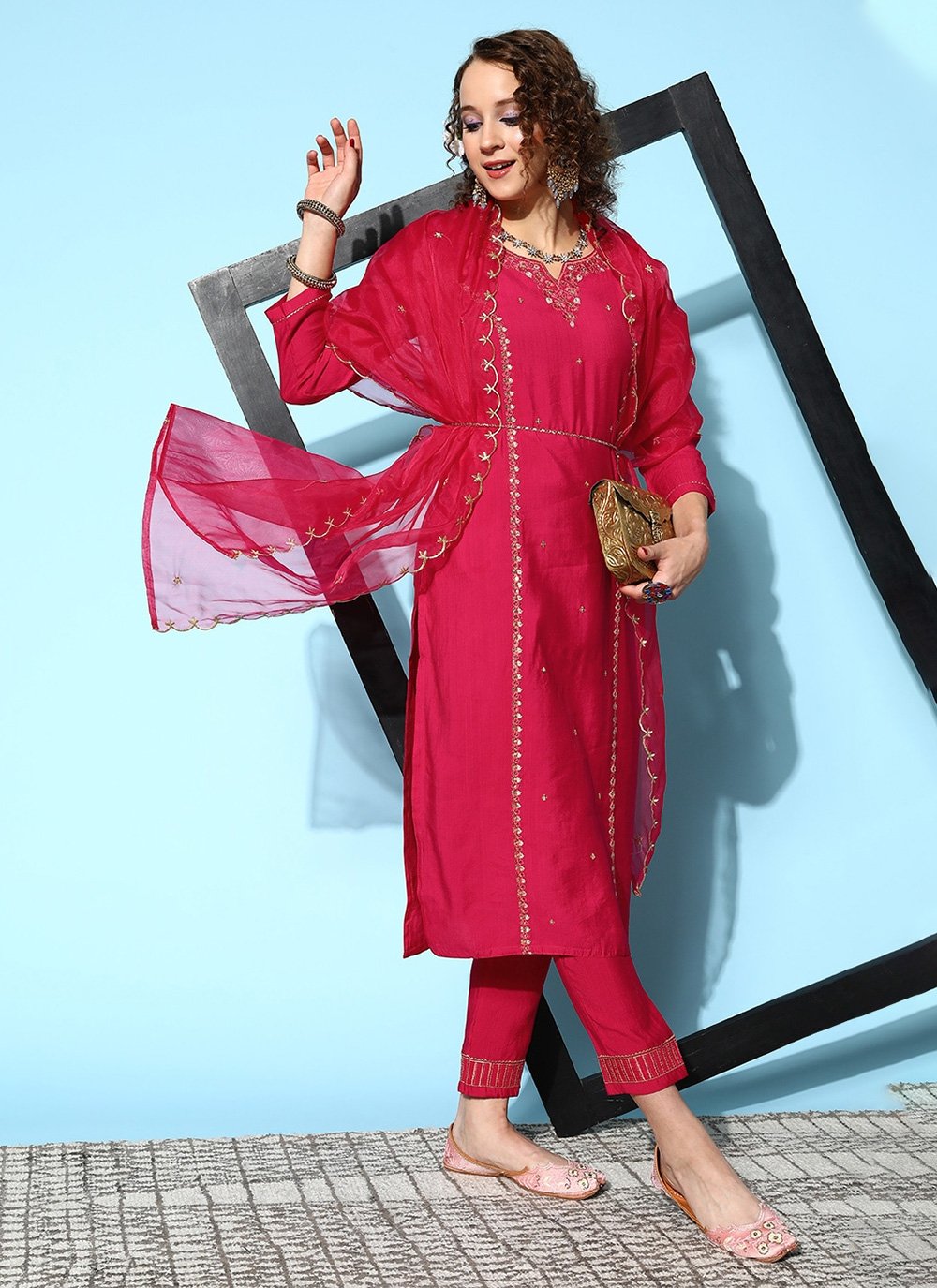 Prepossessing Rani Straight Salwar Kameez