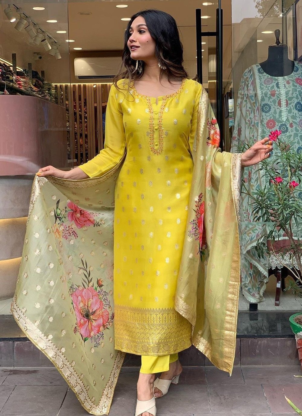 Yellow Viscose Ceremonial Readymade Salwar Kameez